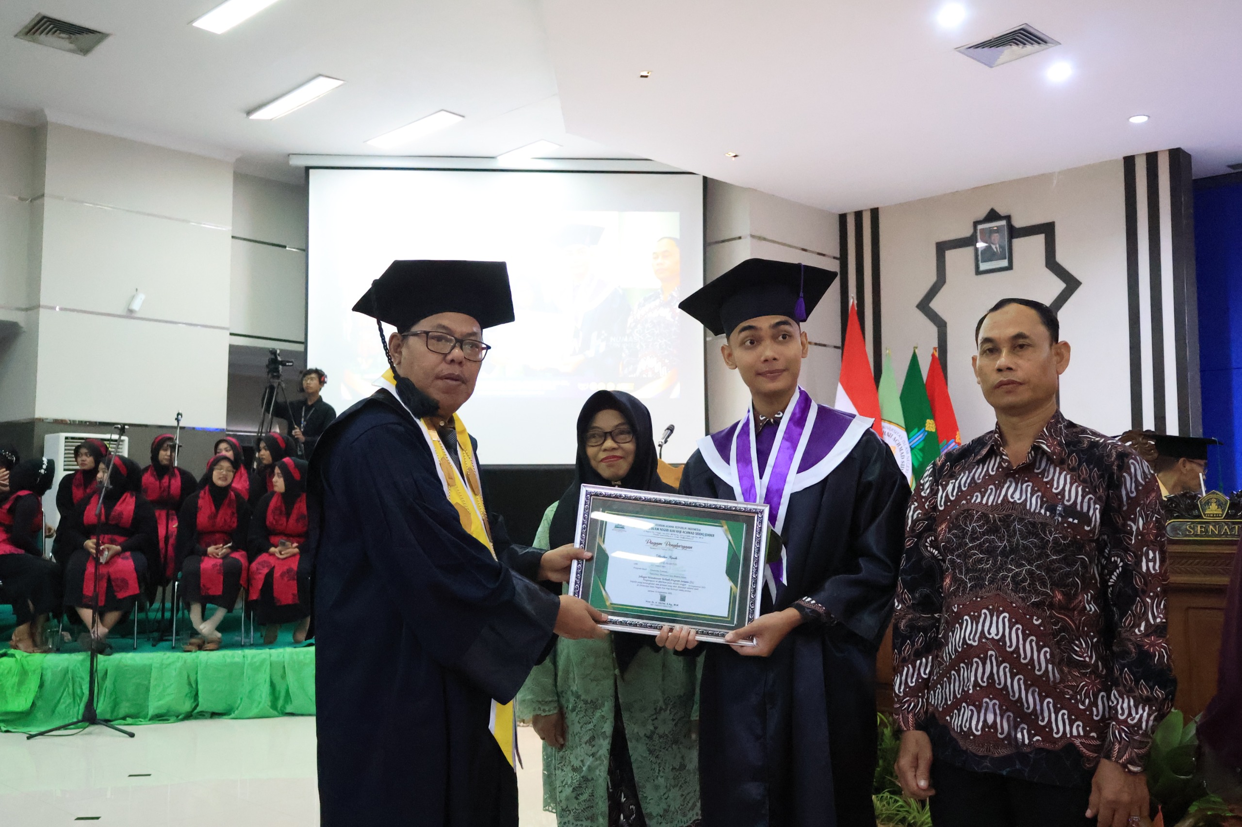 Bagus Rizki Prasetyo, Wisudawan Terbaik Program Sarjana UIN KHAS Jember: Pesan Ibu Jadikan Ilmu ...